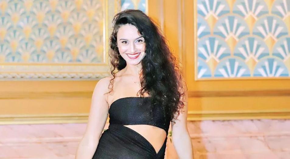 Atriz goiana desponta no primeiro papel em novela da Globo | O Popular