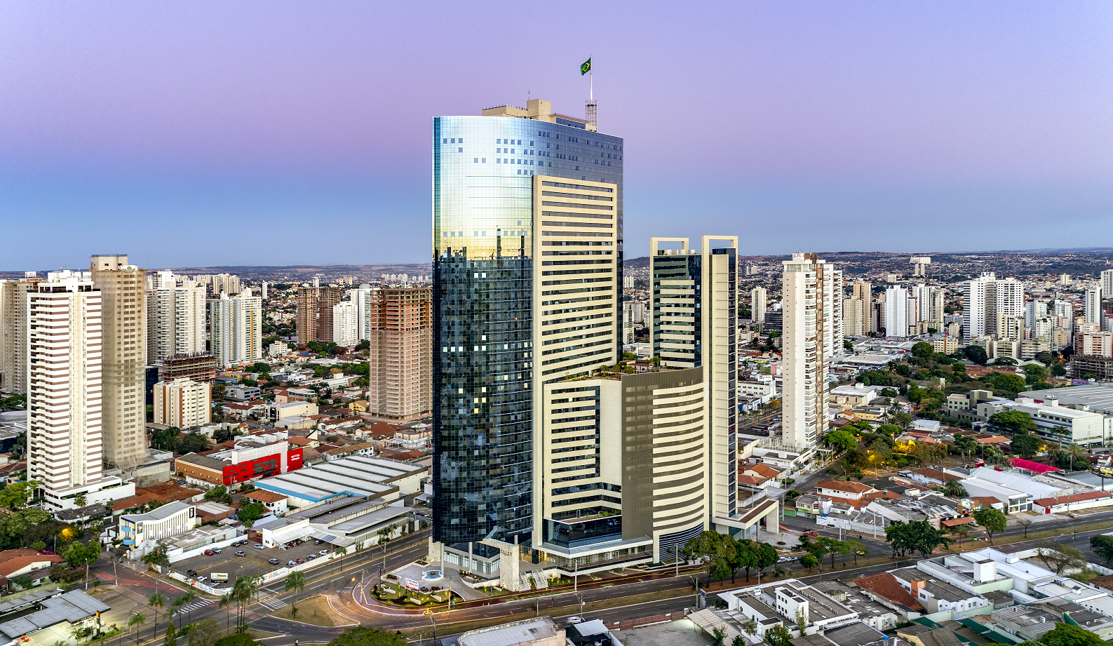 Seis motivos para aproveitar a praça de alimentação do Órion Shopping ...
