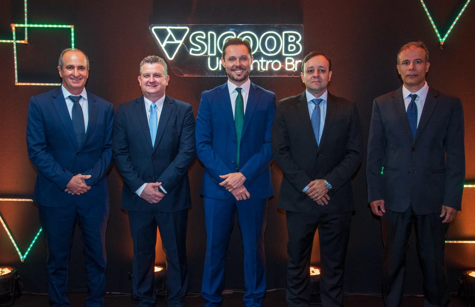 Um convite ao futuro: Sicoob UniCentro Br empossa novo diretor-presidente | O Popular