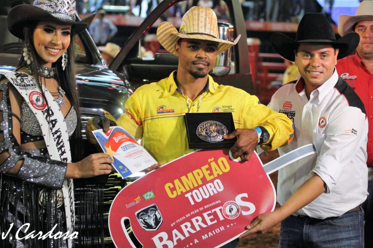 Peão de Goiás que já venceu em Barretos é o novo campeão de rodeio em ...
