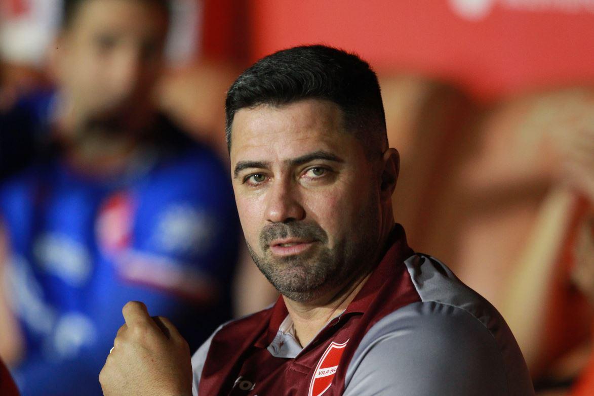 Atlético-GO acerta com técnico Rafael Lacerda, campeão pelo Vila Nova | O Popular