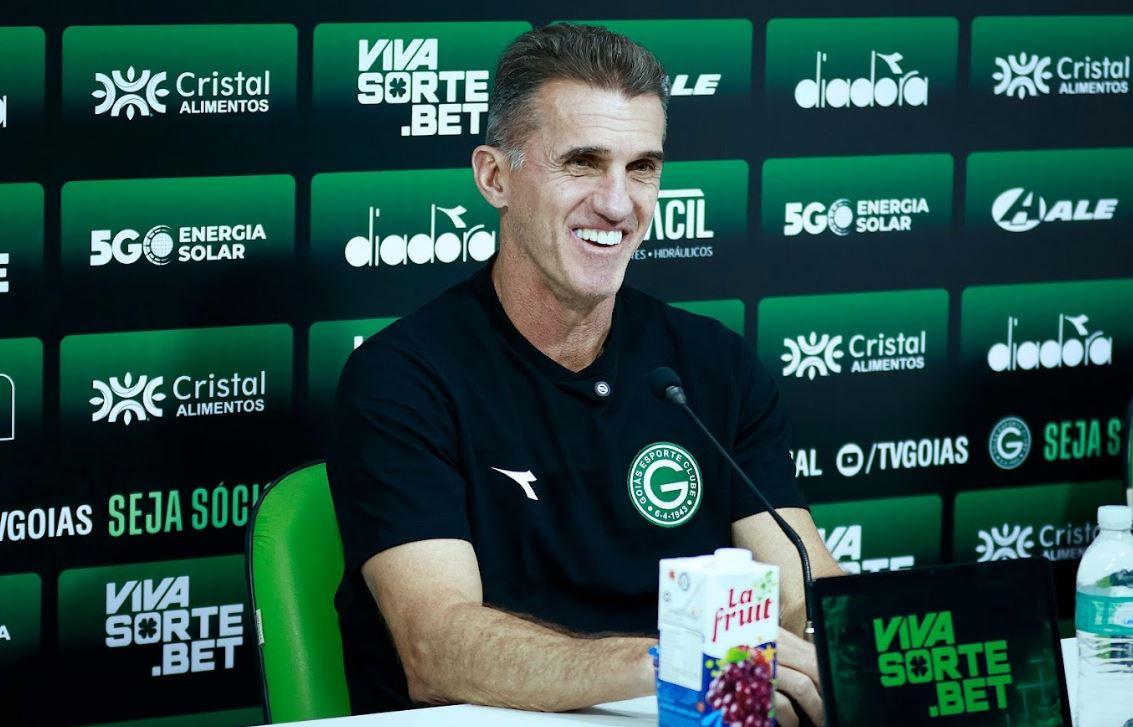 Técnico do Goiás diz que título simbólico do 1º turno é importante e ...